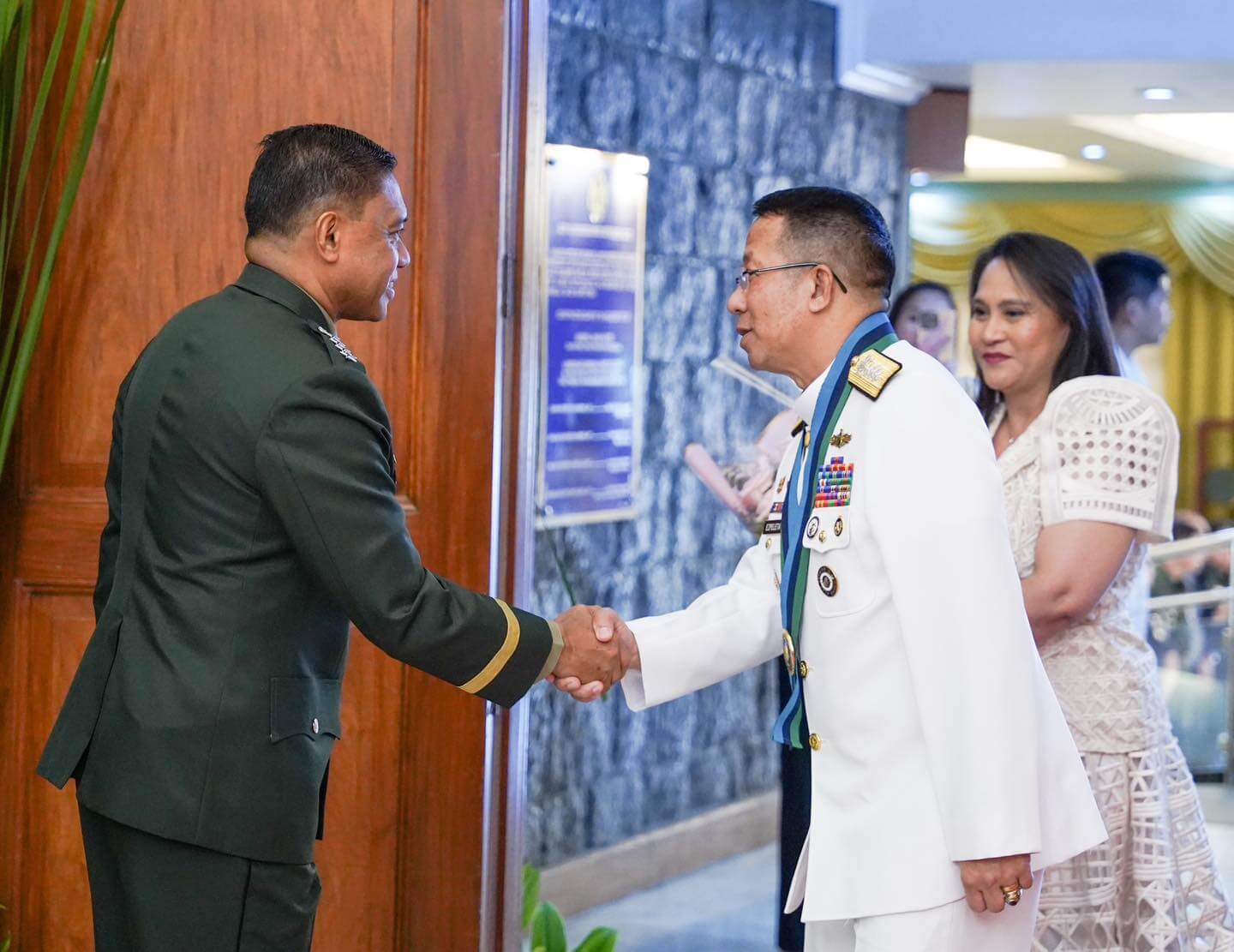 AFP Welcomes Newly Promoted Officers and Foreign-Trained Lieutenants